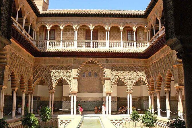 Private visit to the Real Alcazar of Seville (tickets included) - Key Points
