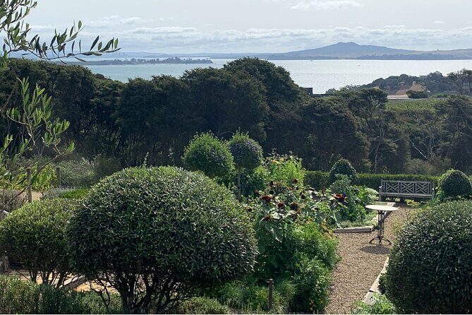 Private Waiheke Food & Wine Tour - An In-Depth Look at Waiheke’s Private Food & Wine Tour