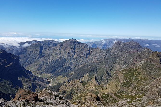 Private Walk Achadas Teixeira - Pico Ruivo Half-day - Exploring the Details of the Achadas Teixeira - Pico Ruivo Tour