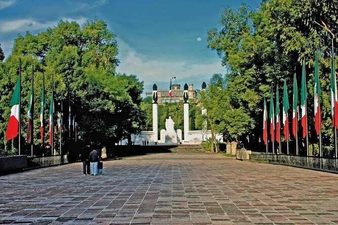 Private Walking Tour Anthropology Museum & Chapultepec Castle - FAQs