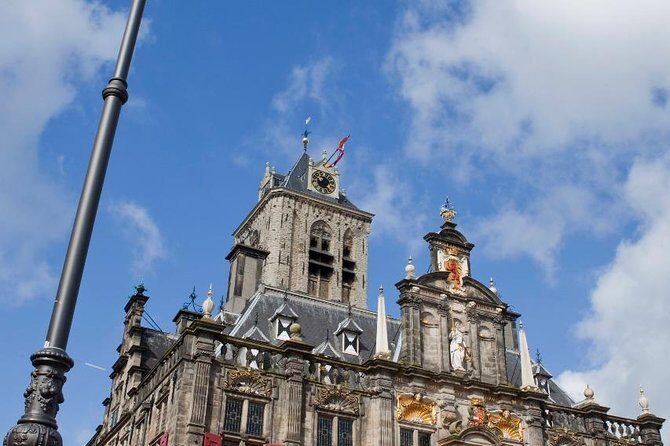 Private Walking Tour: Delft's Royal History and Pottery - The Experience in Detail