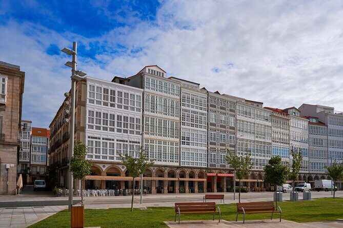 Private Walking Tour EN A Coruña with Beer or Wine - An In-Depth Look at the Tour Experience