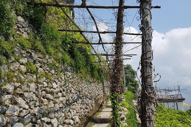 Private Walking tour from Ravello to Amalfi following Escher works - Authentic Touches and Personal Insights
