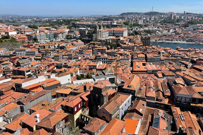 Private Walking Tour in Porto with Optional Lello Bookshop Ticket - Key Points