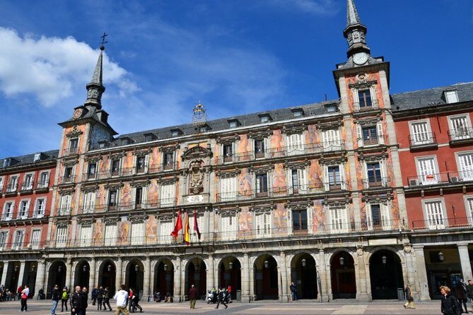 Private Walking Tour: Madrid Old Town & Stunning City Views - FAQs