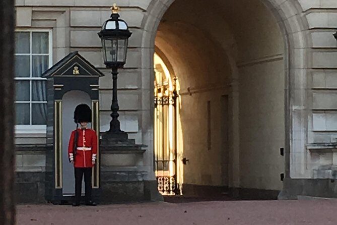 Private Walking Tour of Royal London with Changing of the Guard - Exploring the Itinerary in Detail