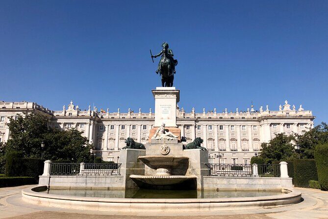 Private Walking Tour to Royal Palace and Old Town of Madrid - An In-Depth Look at the Tour Experience