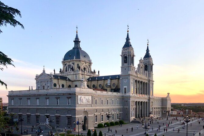 Private Walking Tour to Royal Palace and Old Town of Madrid - Who Is This Tour Best Suited For?