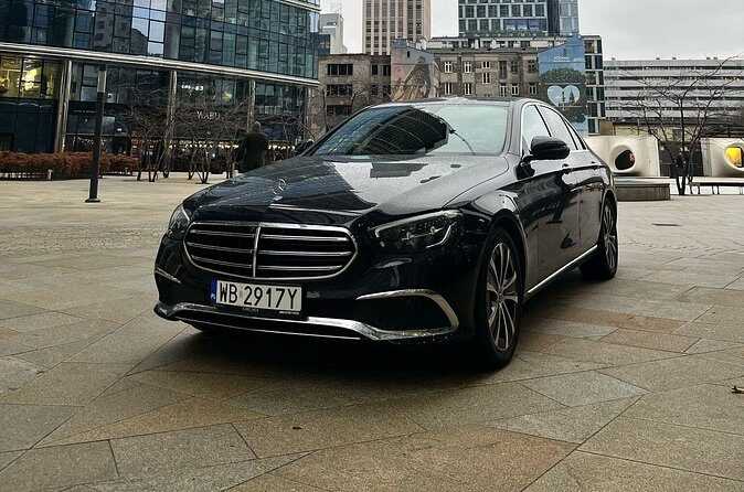 Private Warsaw Chopin Airport One Way Transfer - Timing and Traffic Considerations