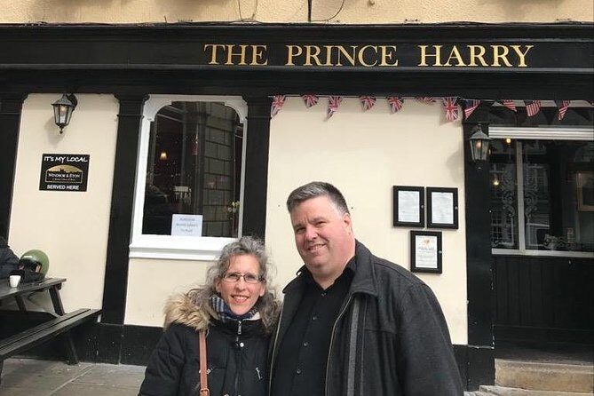 Private Windsor Roundtrip Transfer from London - The Sum Up