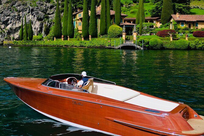 Private wooden boat tour on Lake Como - Key Points