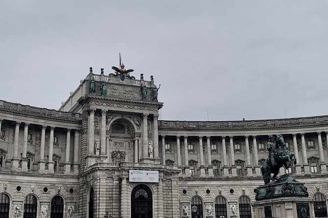 Private World War II Walking Tour in Vienna - The Guides: Knowledge and Personalities