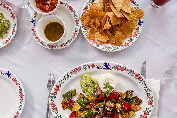 Private World Wonder Discovery Tour in Chichen Itza, Cenote and Valladolid - Practical Tips for Your Tour Day