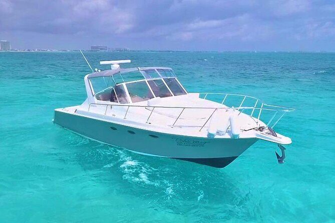 Private Yacht Cancun 42ft up to 8 people - The Ultimate Review of the Cancun 42ft Private Yacht Tour