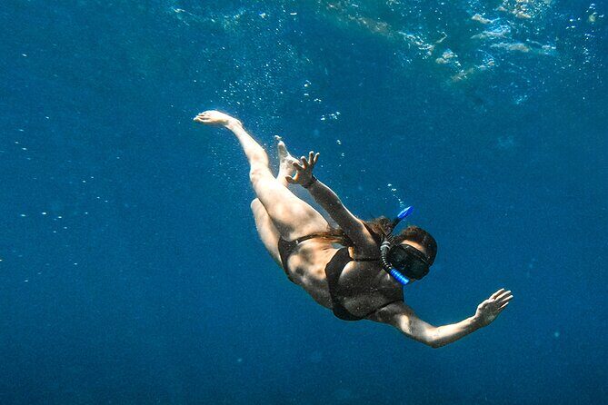 Private Yacht Charter ChicaFUN 4 All Inclusive - Who Should Consider This Tour?