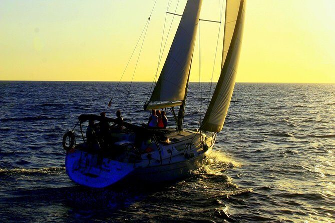 Private Yacht Excursion from Puerto Colon 3 hours - This private yacht experience is best for travelers who cherish comfort, personalized service, and authentic nature encounters. It’s an appealing choice whether you’re celebrating a special occasion or simply want to avoid the typical crowds on standard tours. Just remember to pack your sense of adventure—and your camera!