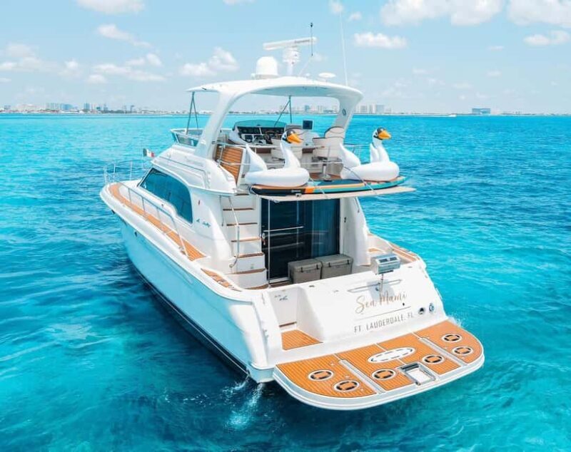 Private yacht ride in Cancun - Why Consider a Private Yacht in Cancun?