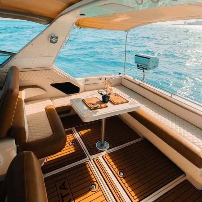 Private yacht ride in Cancun - FAQs