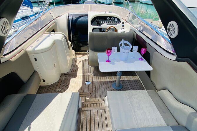 Private Yacht Tour with Drinks and Snorkeling in Gran Canaria - Pricing and Value: Is It Worth It?