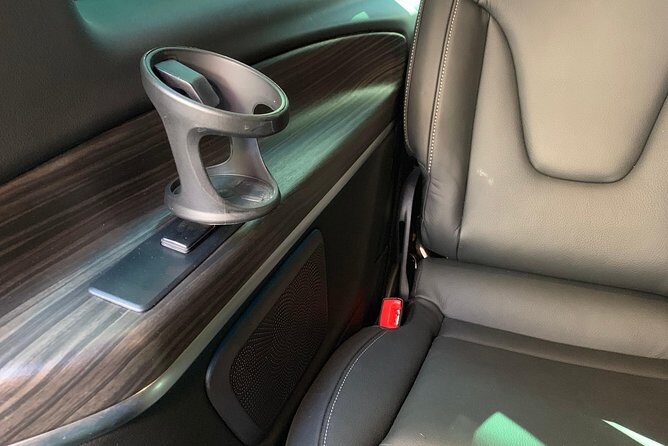 PrivateTransfer NAPLES to POSITANO or vv (with Stop option in Pompeii ) - Introducing the Private Naples to Positano Transfer with Pompeii Stop