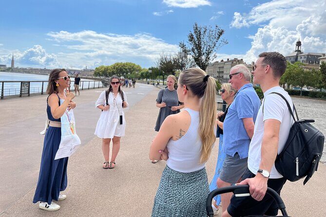 Professional - Bordeaux Wine and Cheese Tasting with a walking tour - Exploring Bordeaux’s Historic Streets and Sights