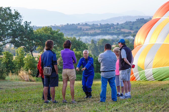 Professional hot air balloon rides at Assisi, Trasimeno in Umbria - Who Will Love This Experience?