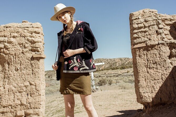 Professional Photo Shoot 1-Hour Activity in Santa Fe - Key Points