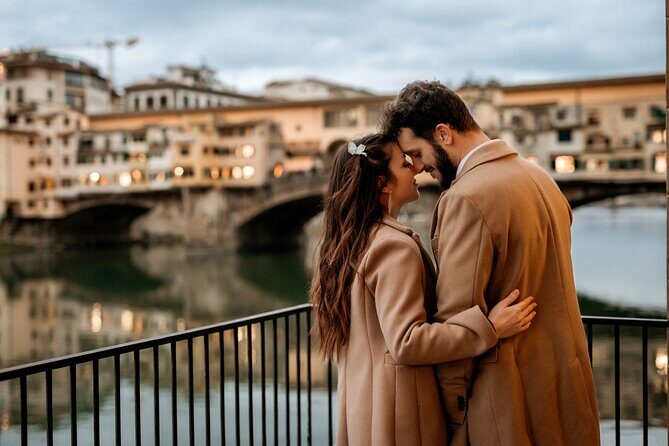 Professional Photoshoot in Florence - Tour or Experience - Key Points