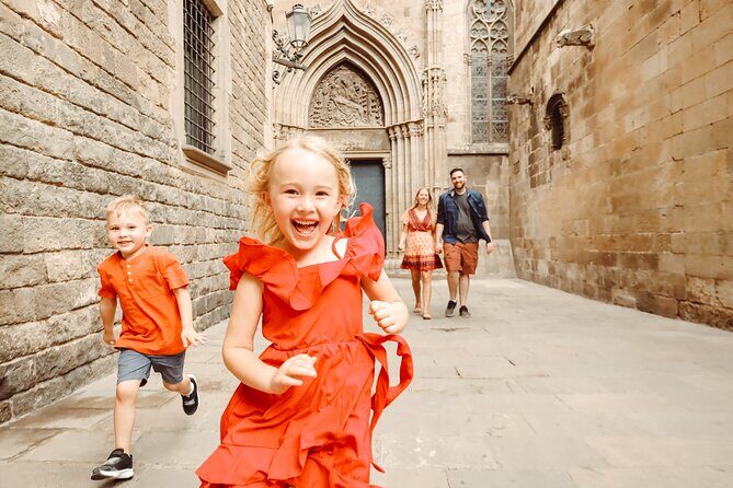 Professional Photoshoot Tour - Barcelona's iconic locations - Key Points