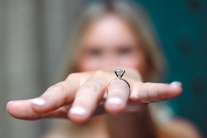 Professional Photoshoot Tour - Barcelona's iconic locations - Authentic Traveler Experiences