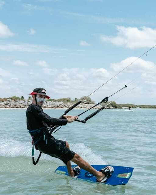 Progreso: Kitesurf lessons - Practical Details: What You Need to Know Before Booking