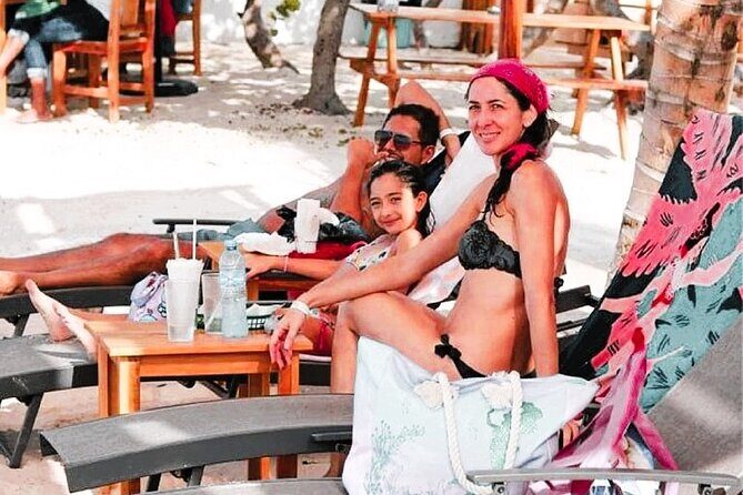 Progress Cocoloba V.I.P open bar and food included Beach club - Final Thoughts: Who Will Love This Tour?