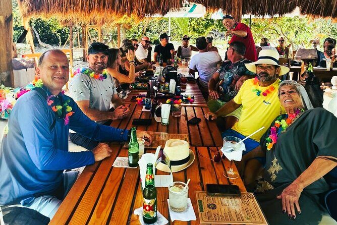 Progress Cocoloba V.I.P open bar and food included Beach club - FAQ