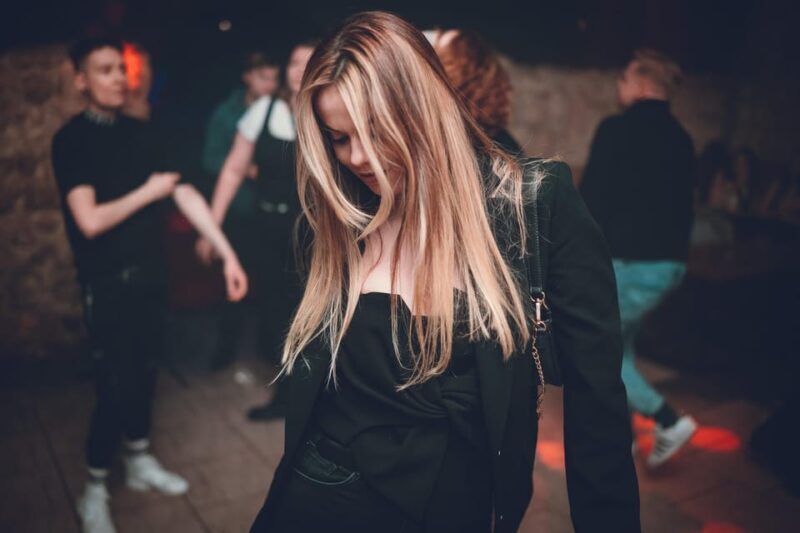 Pub Crawl - 1-hour Open Bar then Vip to 5 Clubs - Krakow - Practical Details and What to Expect