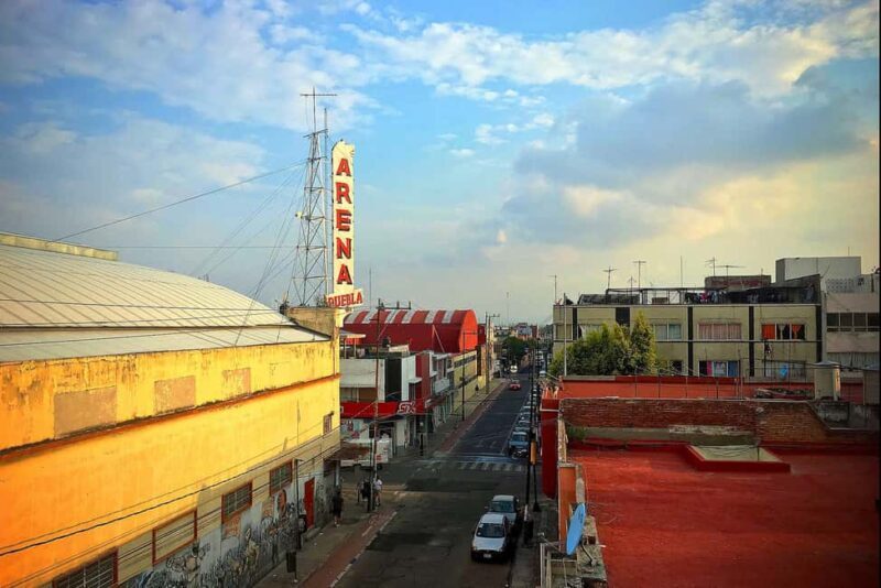 Puebla: Iconic Pro Wrestling Show with Dinner & Drink - Key Points