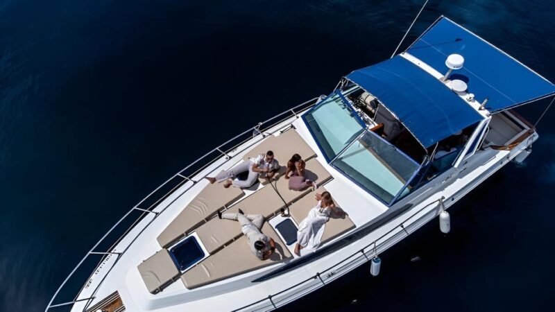 PUERTO BANUS: YACHT RENTAL FOR GROUP 2H - Why This Yacht Experience Stands Out