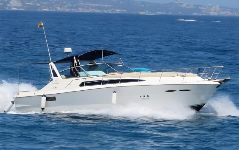 PUERTO BANUS: YACHT RENTAL FOR GROUP 2H - The Sum Up
