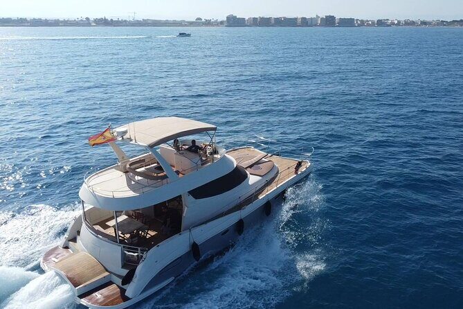 Puerto del Carmen: Catamaran Trip with Water Sports - The Overall Experience