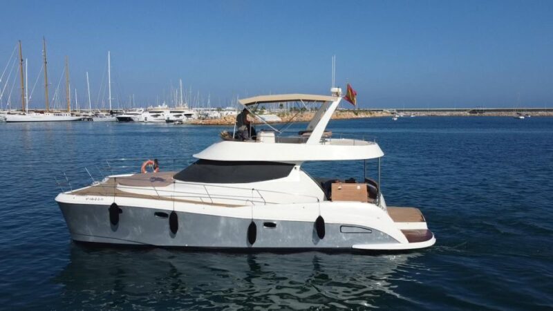 Puerto del Carmen: Catamaran Trip with Water Sports - A Deep Dive into the Experience