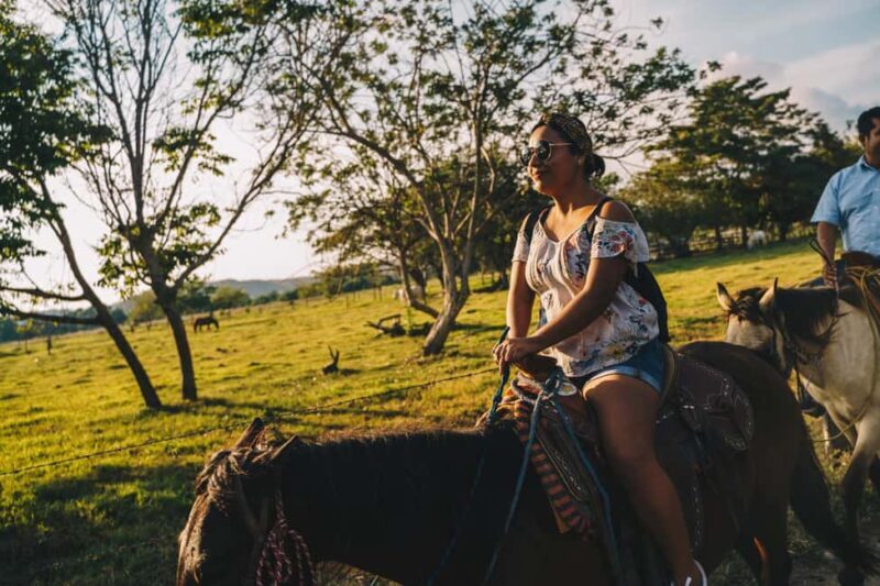 Puerto Escondido: Horseback riding to the Atotonilco hot springs. - Practical Details and Considerations