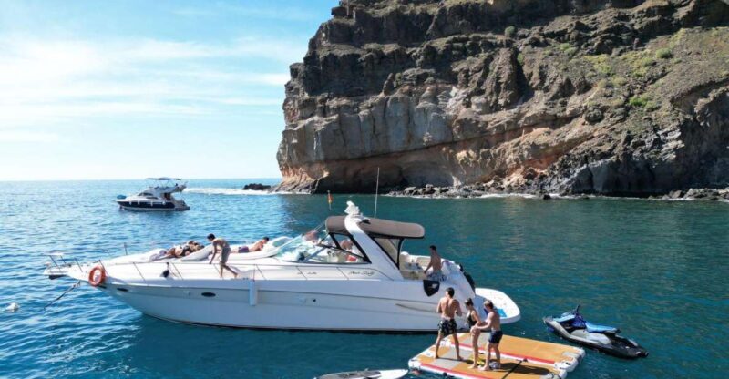 Puerto Rico, Gran Canaria: Boat Tour with Tapas and Drinks - Cruising Along the Coast