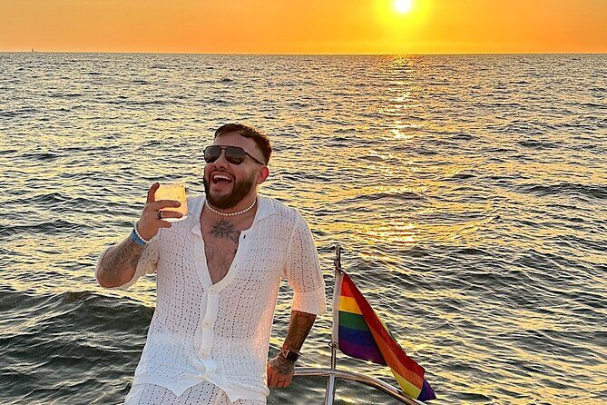 Puerto Vallarta: Gay Luxury Sunset Cruise with open bar - An In-Depth Look at the Puerto Vallarta Sunset Cruise