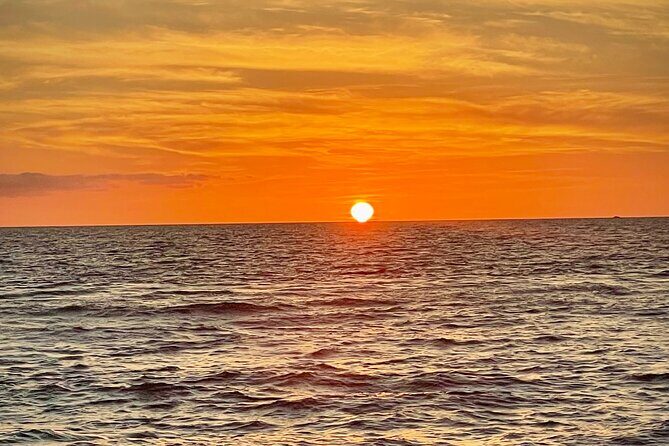 Puerto Vallarta: Luxury Yacht Sunset Cruise with open bar - Who Is This Experience Best Suited For?