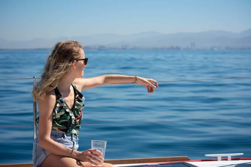 Puerto Vallarta: Semi-Private Sailing for Small Groups - The Benefits of a Small Group Setting