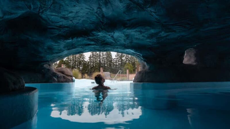 puke Thermal Pools: Adults-Only Entry with Swim Up Bar - A Closer Look at Puke Thermal Pools