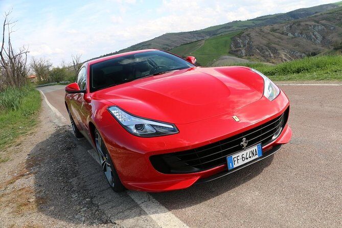 PUSHSTART Ferrari GTC4 Lusso - Driving Experience in Maranello - Who Should Consider This Experience?