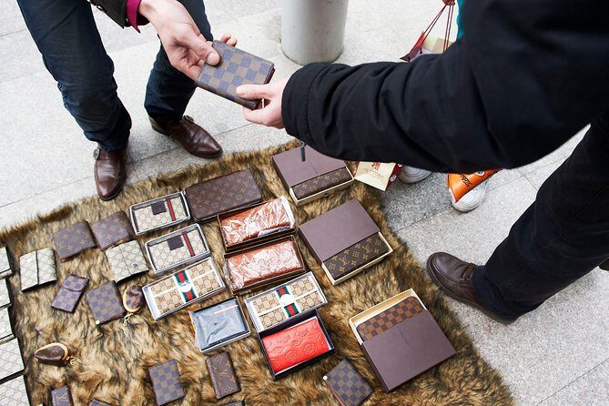 Quarteira Town & Gypsy Market Tour with Beach Bliss - Quarteira Gypsy Market — A Shopper’s Paradise