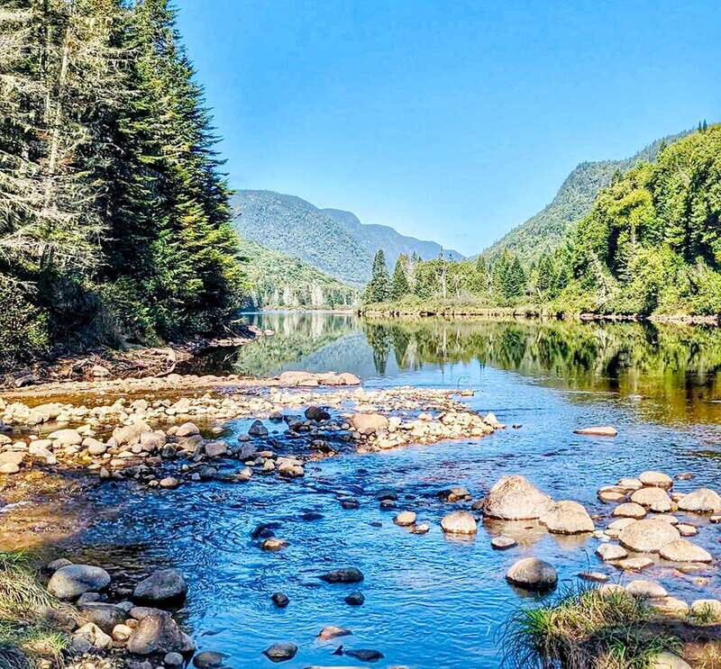 Quebec City: Guided Hike in Jacques-Cartier National Park - Key Points