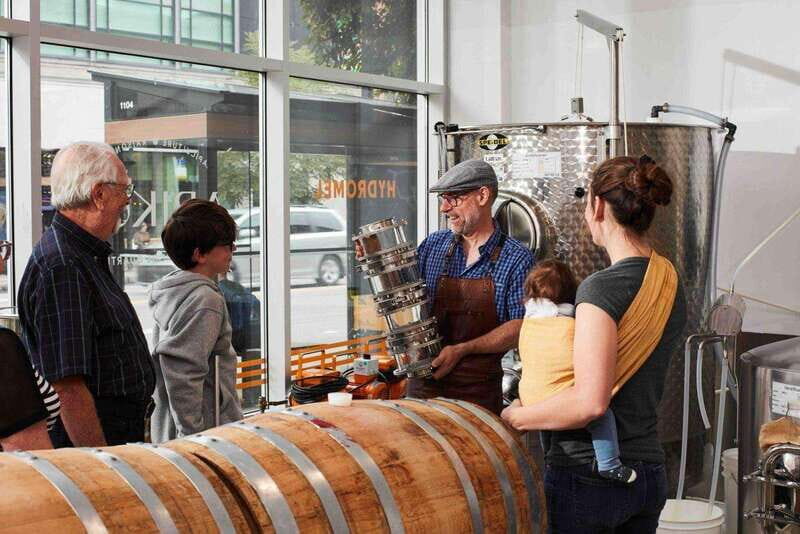 Quebec City: Honey and Distillery Tour with Tasting - Key Points