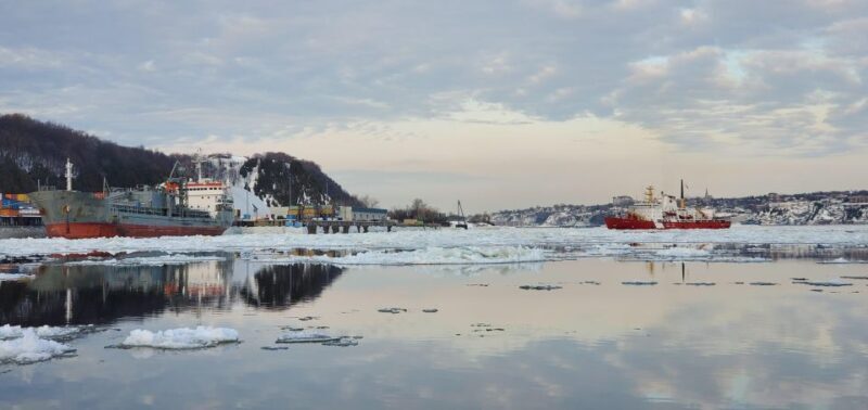 Quebec City: Ice Canoeing with Hot Chocolate & Sauna - Who Will Enjoy This Experience?